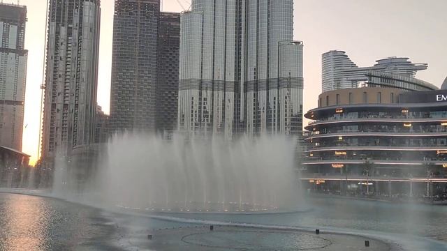 Поющие фонтаны в Дубае