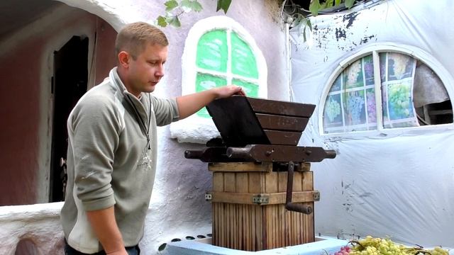 ВИНО из ВИНОГРАДА для НОВИЧКОВ | Самый Простой Способ | Белый Метод | Домашнее Вино