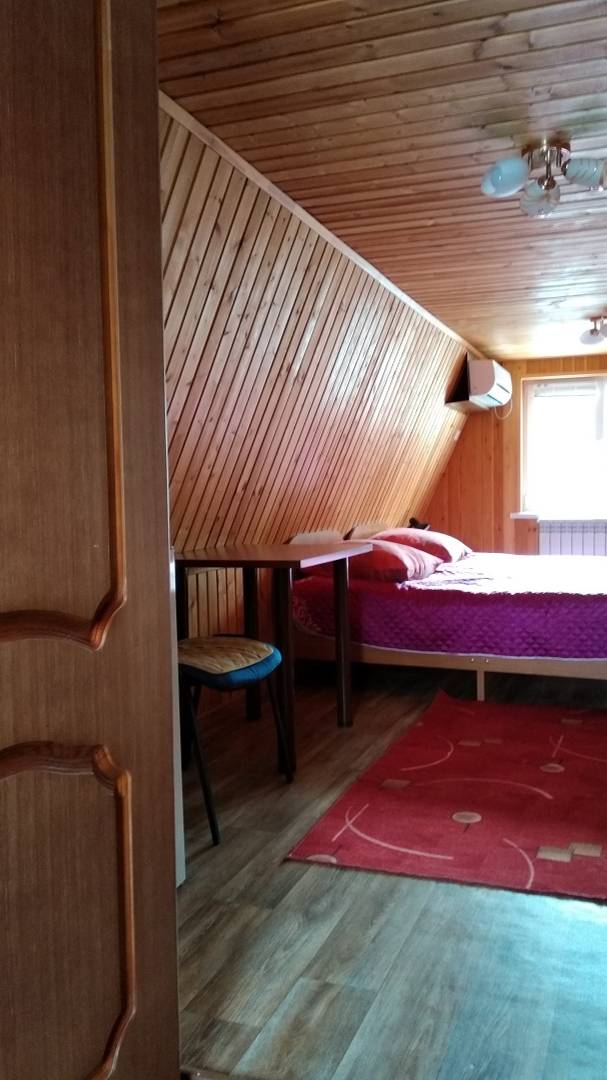 Парк-отель Осинки. Номер в мансарде дома №13