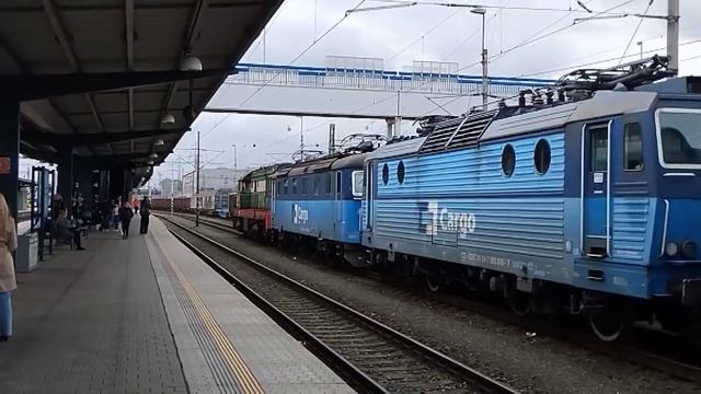 Рекордная сплотка электровозов, пересылка в запас.