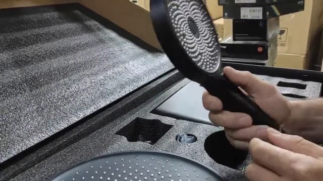 Обзор G2495 2 чёрная Душевая система с термостатом и LCD экраном