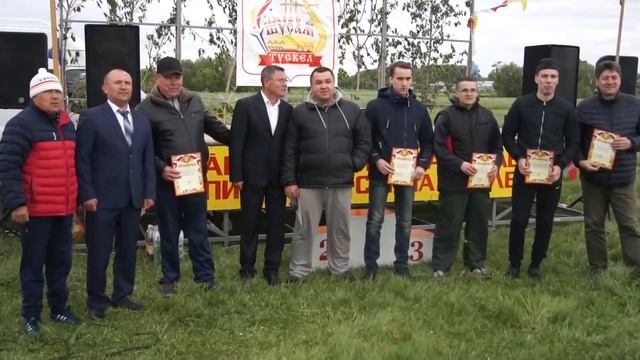 Праздник музыки и спорта на лугу д. Тоскаево 4 июня 2017 года