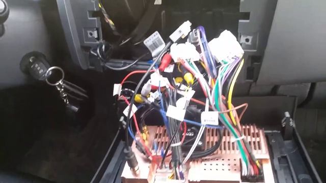 Решение проблемы - "Не работает штатное радио через ГУ TEYES CC2"