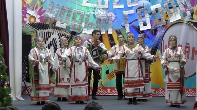 Нарезка из мини-концерта фольклорного ансамбля «Телей» в МКЦД д. Тоскаево 21 декабря 2019 года