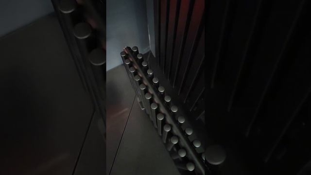 Стальные колонные радиаторы Royal Thermo Shift и Insignia на выставке Белорусские дни дизайна