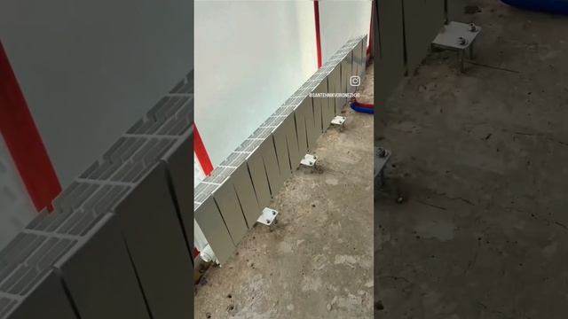 Монтаж биметаллического дизайн-радиатора Royal Thermo Pianoforte 200