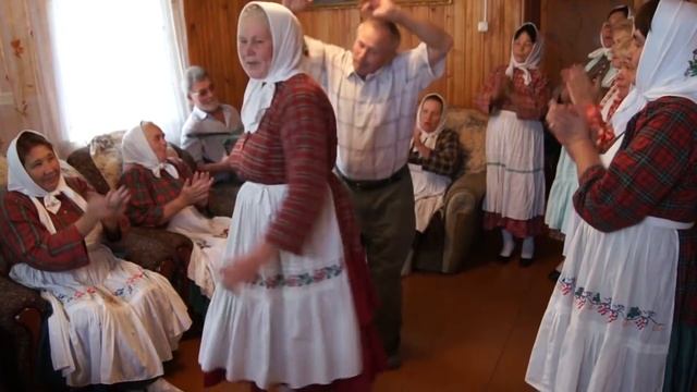 Тӳскелсем çапла ташлаççĕ. Коллектив «Шуçăм»