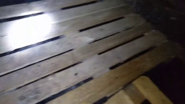 Полярный. Героев Тумана д3 -4 под. Затопление фекалиями подвала .28.06.2020