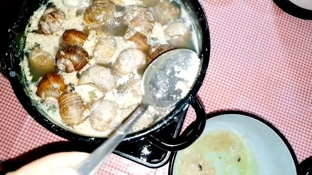 Эксперимент | Готовим виноградных улиток