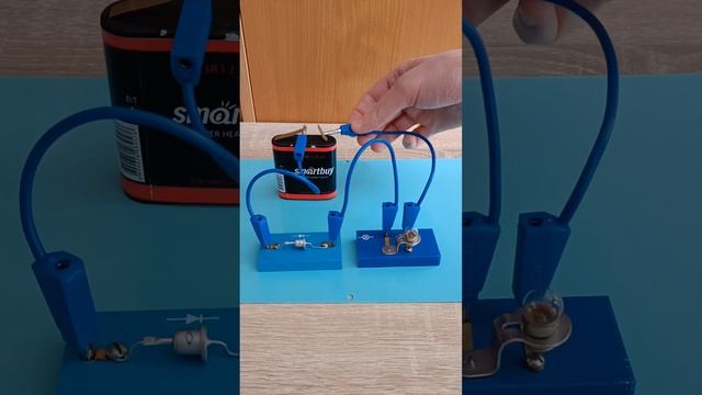 Проводимость полупроводникового диода #shorts