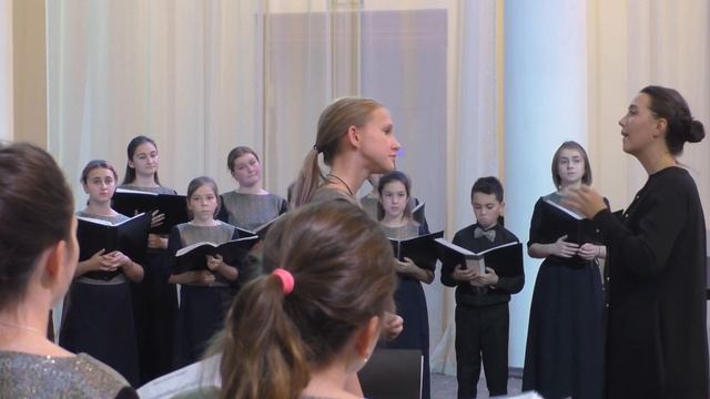 «ПЕРЕЗВОНЫ» / "CHIMES"