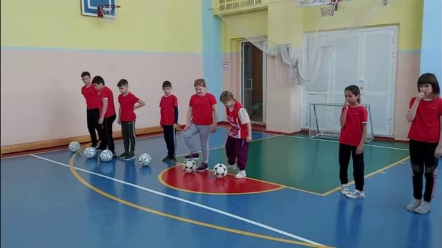 Футбольная карусель 4 класс