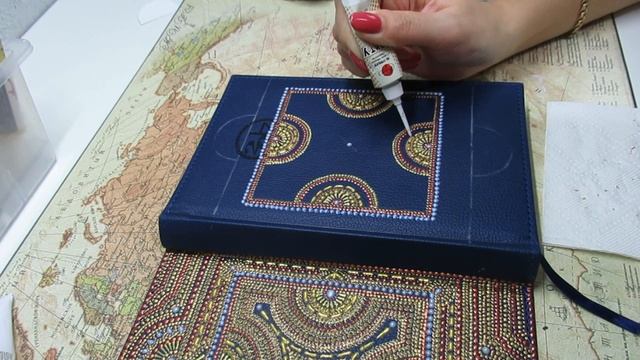 Точечная роспись ежедневника! Геометрический узор!