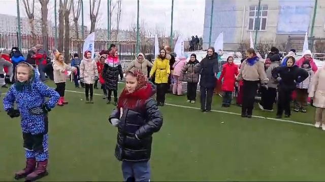 Y2mate.mx-МАСЛЕНИЦА в школе 45  Танец_ _ Эх, широкая ты Масленица_ . ДАТА_ 30.03.2024 года. Время_ В