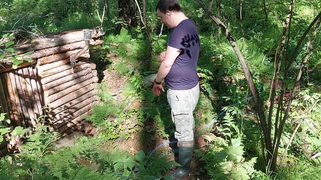 ЗЕМЛЯНКУ ещё СИЛЬНЕЕ ЗАТОПИЛО | пробую перекачать воду ☀ 30.06.24