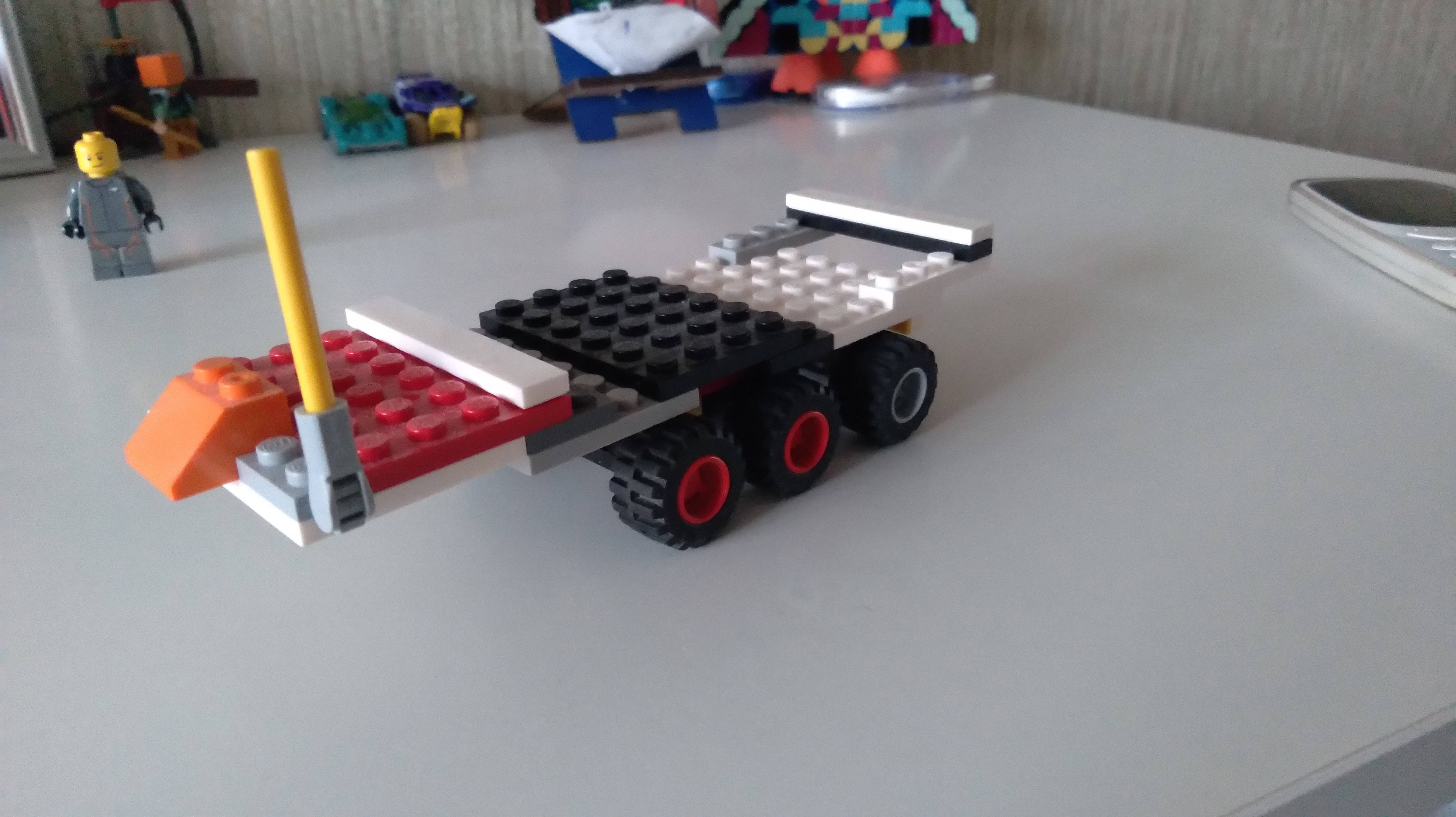 Обзор моей Lego самоделки (Лего - подставка для вертолёта