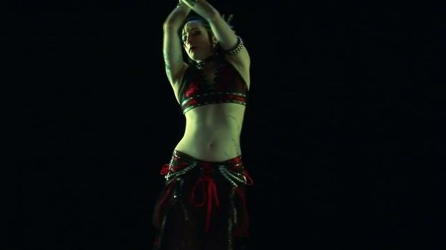 Ariellah - bellydance performance from "Contemporary Belly Dance" instructional video