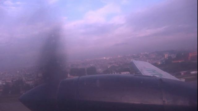 Эверест. Джомолунгма.  Полет над крышей Мира. Непал.