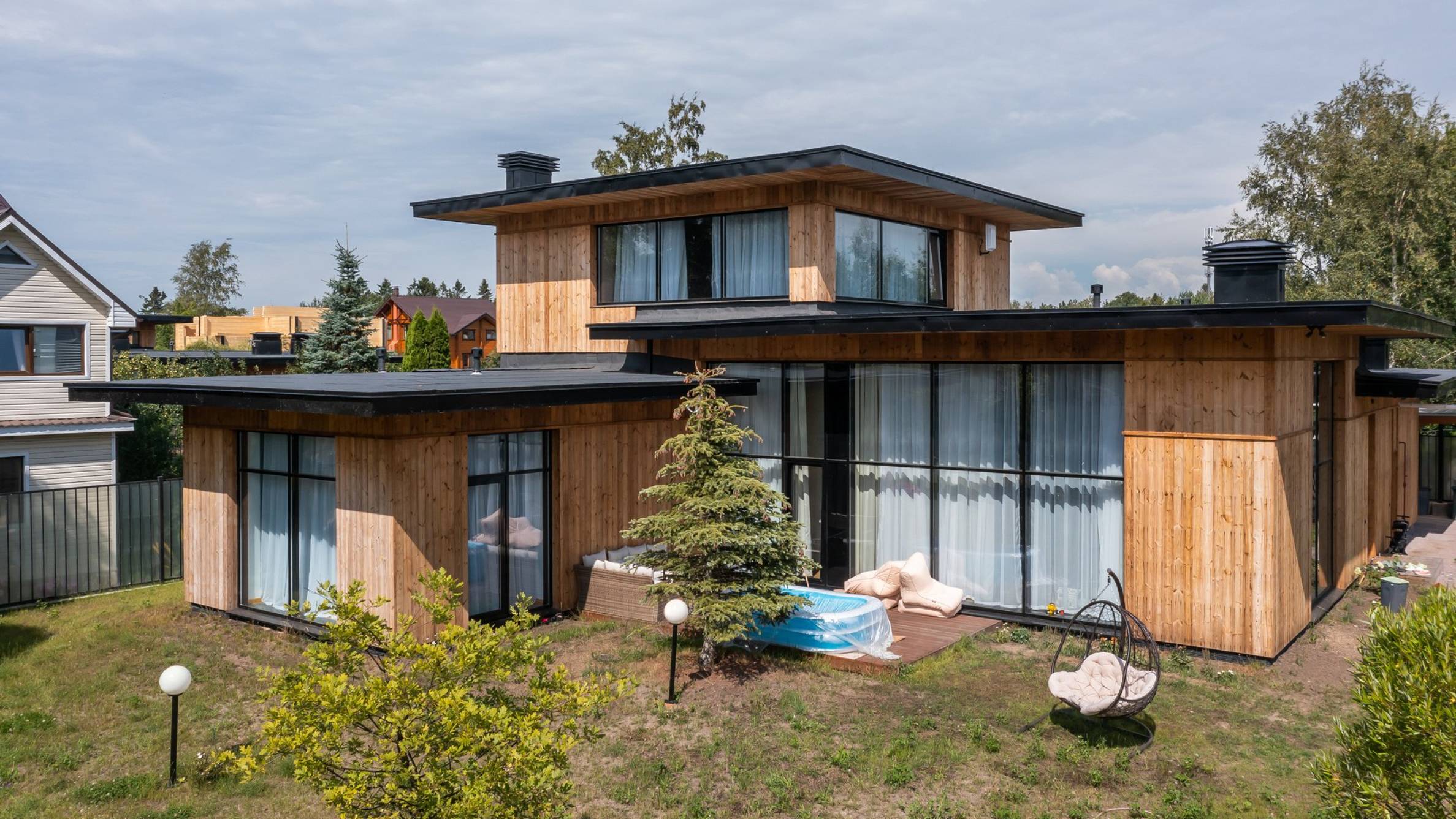 Остекление загородного дома в КП Морские террасы