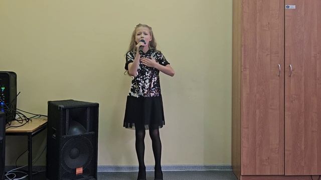 Старый рояль. Саврова Дарья, 8 лет