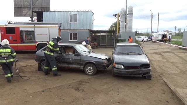 Боковое столкновение автомобилей