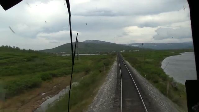 Перегон Полярный Урал - Собь из кабины 2ТЭ10Ут