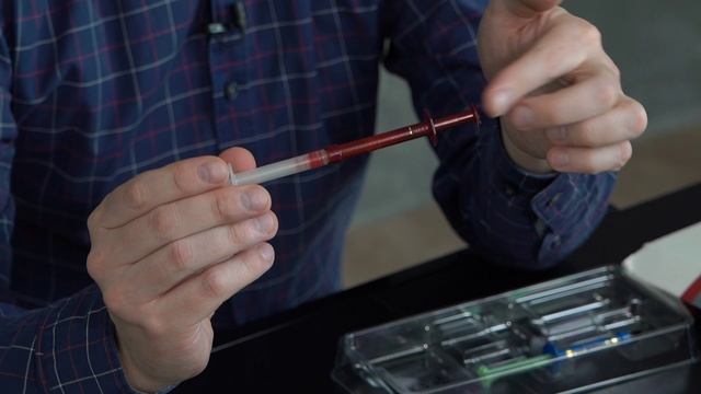 Офисное отбеливание Opalescence Boost глазами Александра Мельника