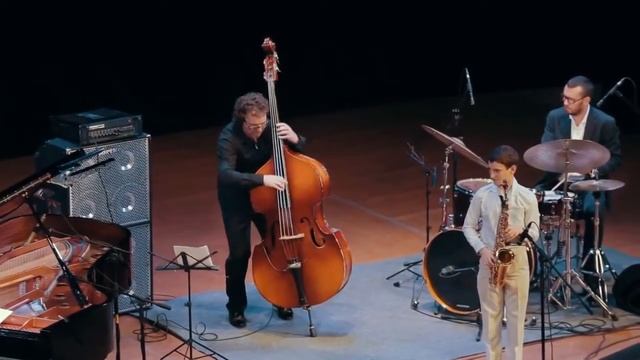 Звёзды на Байкале. Андрей Иванов (контрабас)