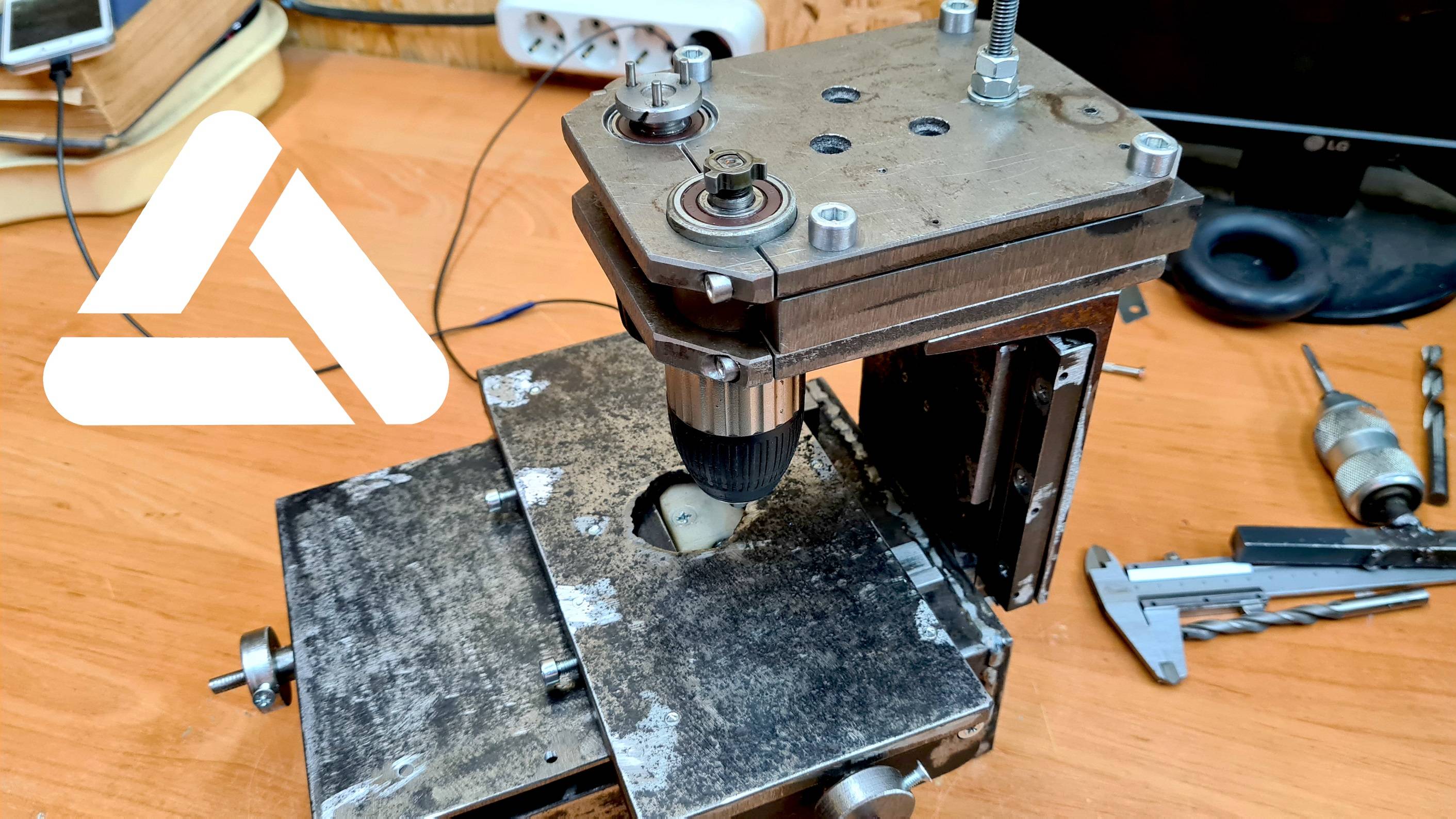 Фрезерный мини станок, своими руками. Часть 1. Lil Frezz - MetallGang.