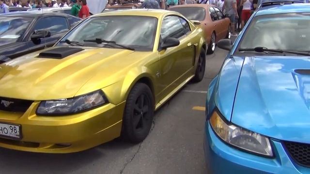 Автострада 2015.  Тула.  Lexus vs Mustang