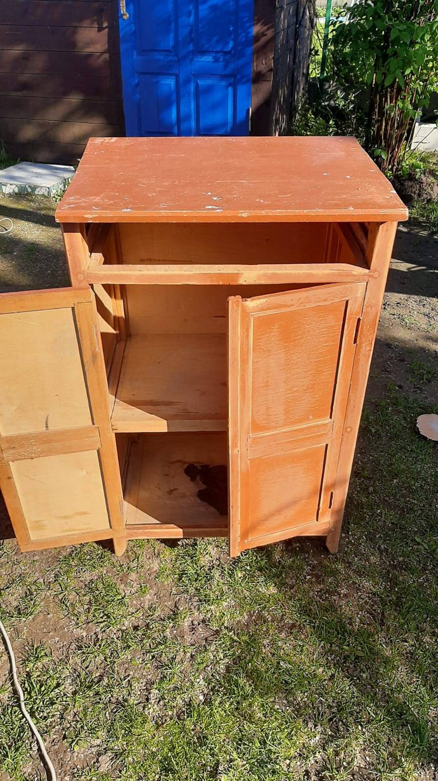 Восстановление стола цвета таракана.