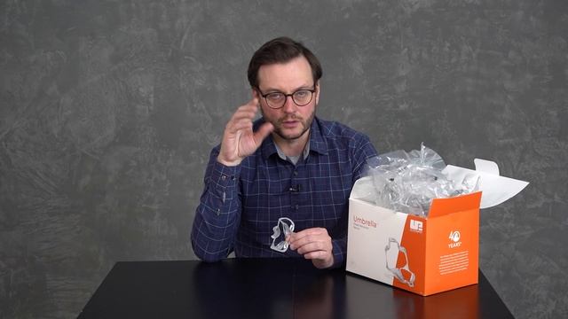 Umbrella - одноразовый ретрактор для губ, щек и языка