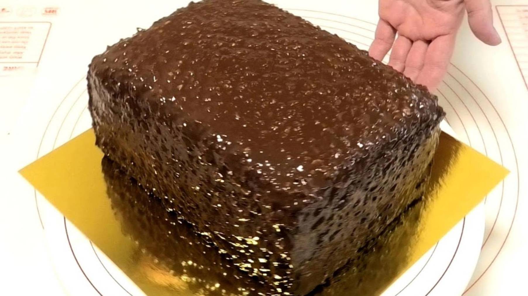 Глазурь ГУРМЭ РОШЕ , для украшения десертов.