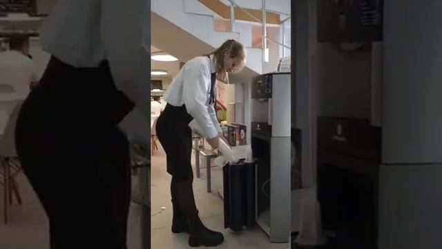 Порядок в автосалоне