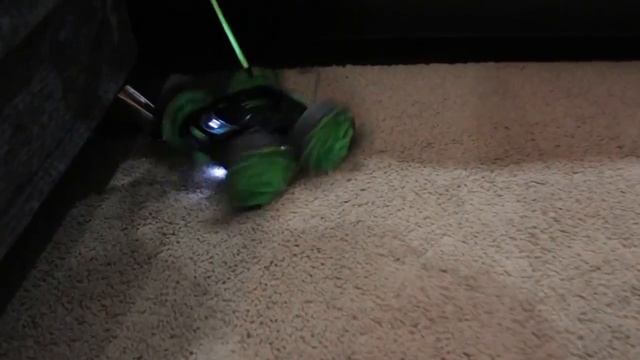 Игрушка перевертыш для детей на радиоуправлении