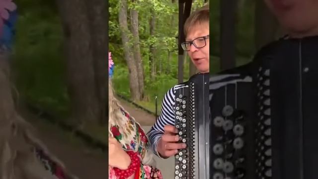 Вот так нужно поздравлять с днём рождения