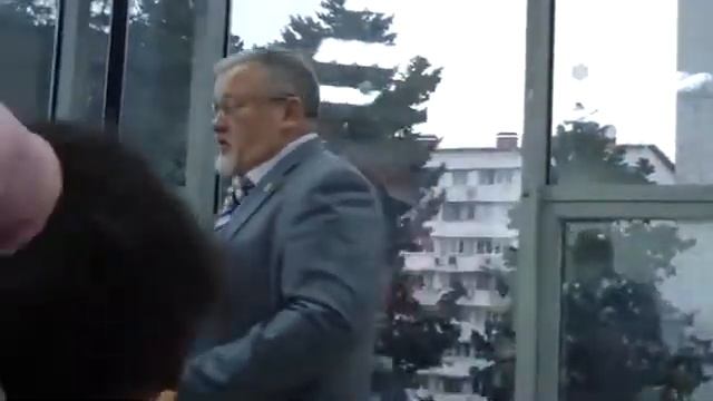 Приглашаем сразу на Золотого Директора  Владимир Полежаев