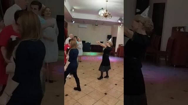 Обнимите своих близких #обнимименя #дружба #тамада михаилдолгушев