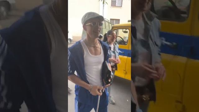 Свадьба в стиле 90х Тамада Зинаида Петровна Ведро и баянист Мишка -шишка #тамада #свадьба90х #баян