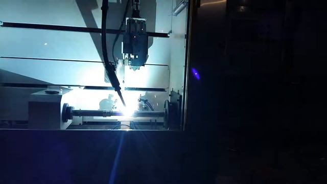 4-х осевая установка для сварки гидроцилиндров