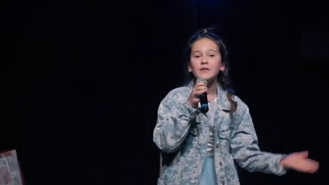 "Лети со мной"  автор песни Алексей Белов, группа  "Парк Горького", исполняет Олеся Котович