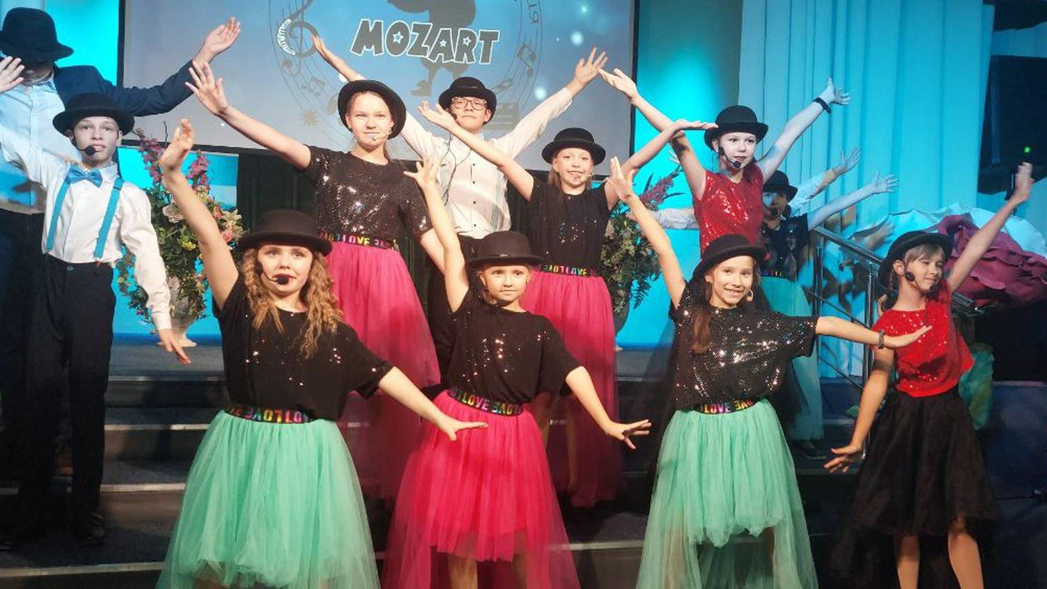 Веселая песенка "Перемена", Музыкально-Драматическая студия Mozart , 23.10.2024. Сцена Школы Грота