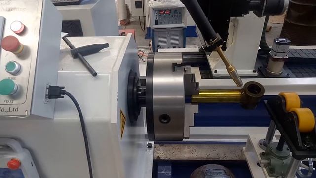 Пятиосевая установка для сварки гидроцилиндров