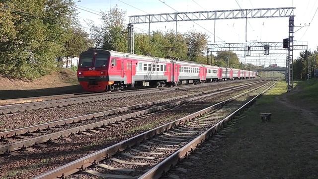 Электропоезд ЭД4МК-0048 (ТЧПРИГ-31) пригородный поезд №6616 Домодедово - Москва.