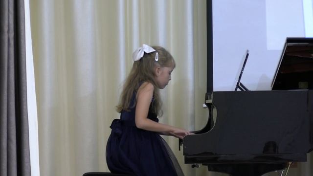 В Детской школе искусств состоялось традиционное посвящение в Юные музыканты