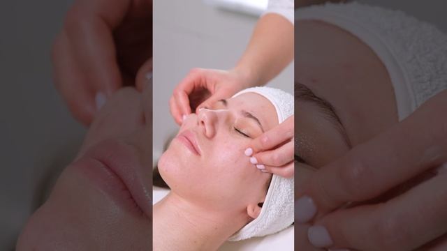 Массаж лица: косметический, пластический, хиромассаж, миопластический.