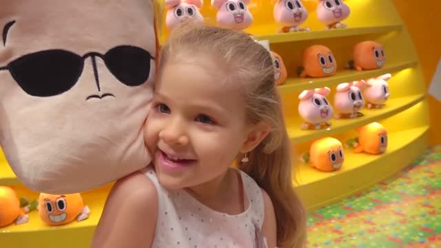 Диана и Рома - Приключения в парке развлечений