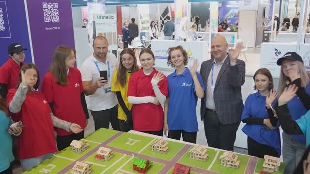 Малоэтажная Академия на проекте "Я-строитель будущего" в рамках форума 100+