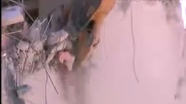 Разрушение высокоармированной бетонной конструкции гидроножницами IMP