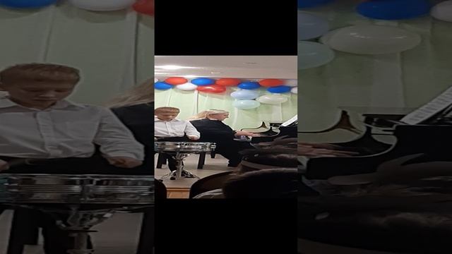 игра на барабанах музыка -1001 песенка